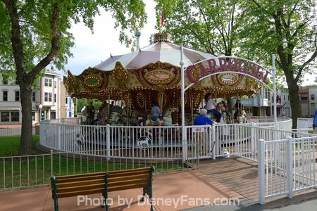Town Square Carousel - Adventurelandians - Adventureland Iowa ...